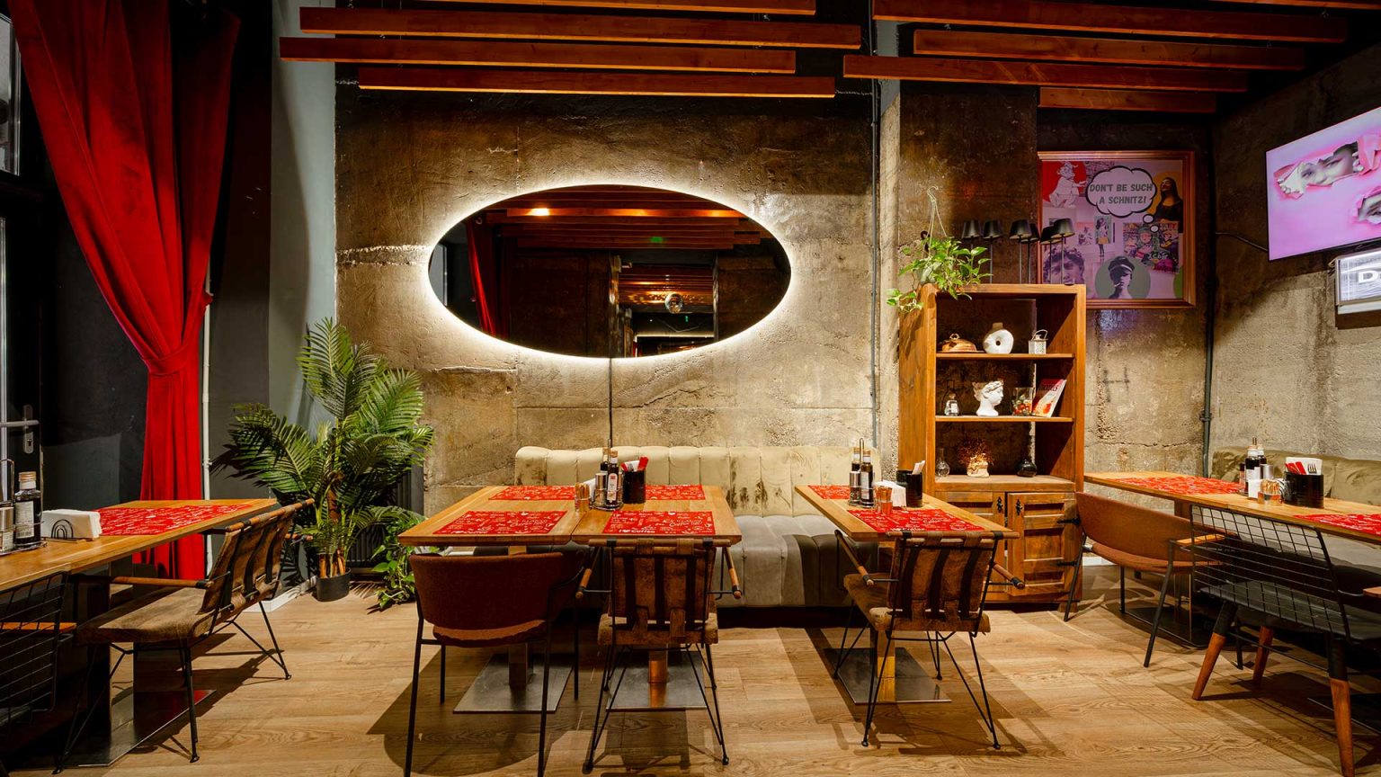 Cafenea Centrul Vechi Bucuresti - Arcade Cafe