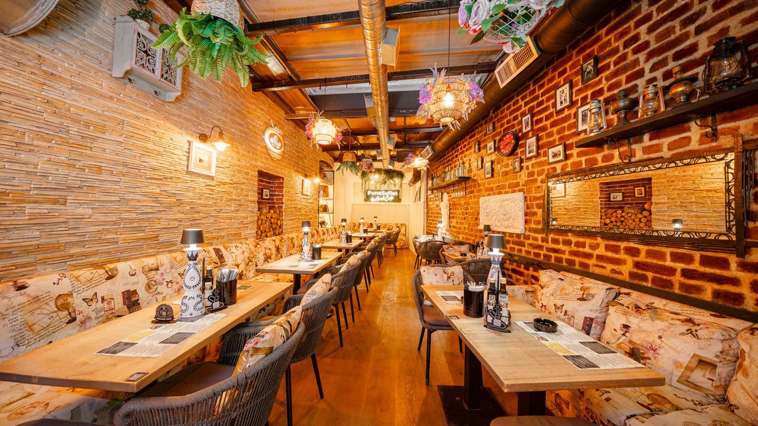 Cafenea Centrul Vechi Bucuresti - Arcade Cafe
